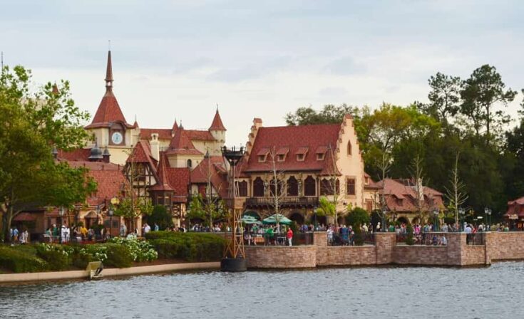Guide To EPCOT (Map, Tips & More)