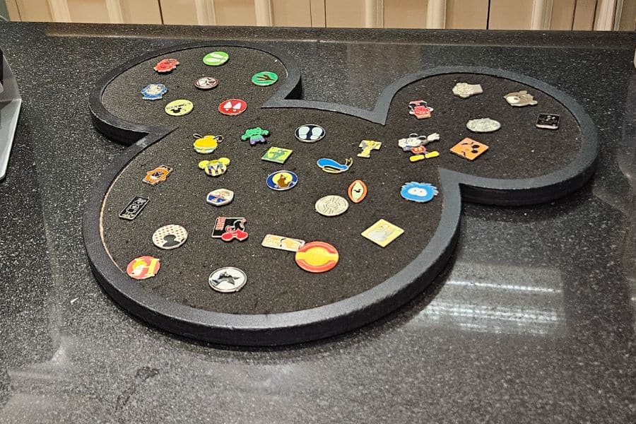 Disney Pin Trading Tips - Disney Insider Tips