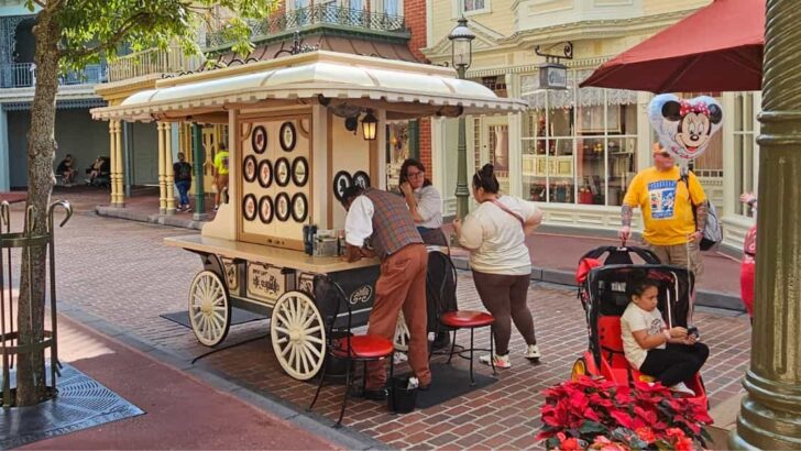 Disney Pin Trading Tips - Disney Insider Tips