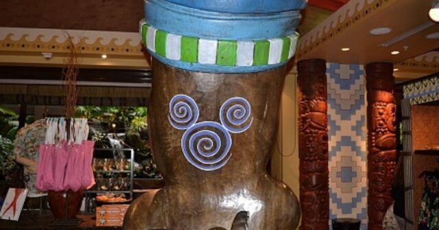 How To Find Hidden Mickeys At Disney World